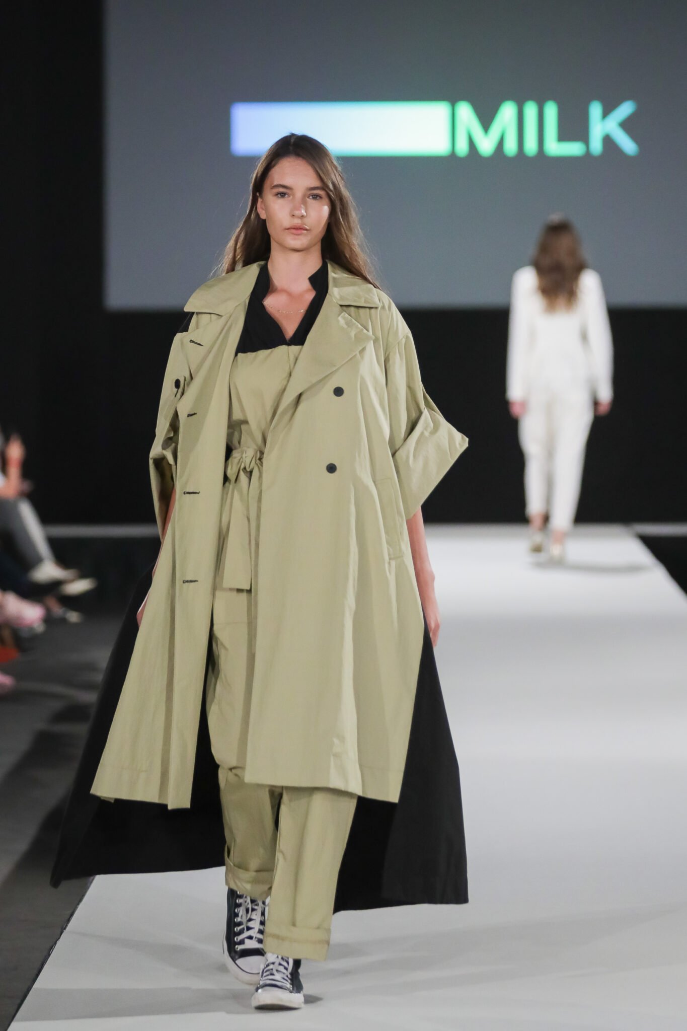 Vienna Fashion Week 2020 – follow not follow